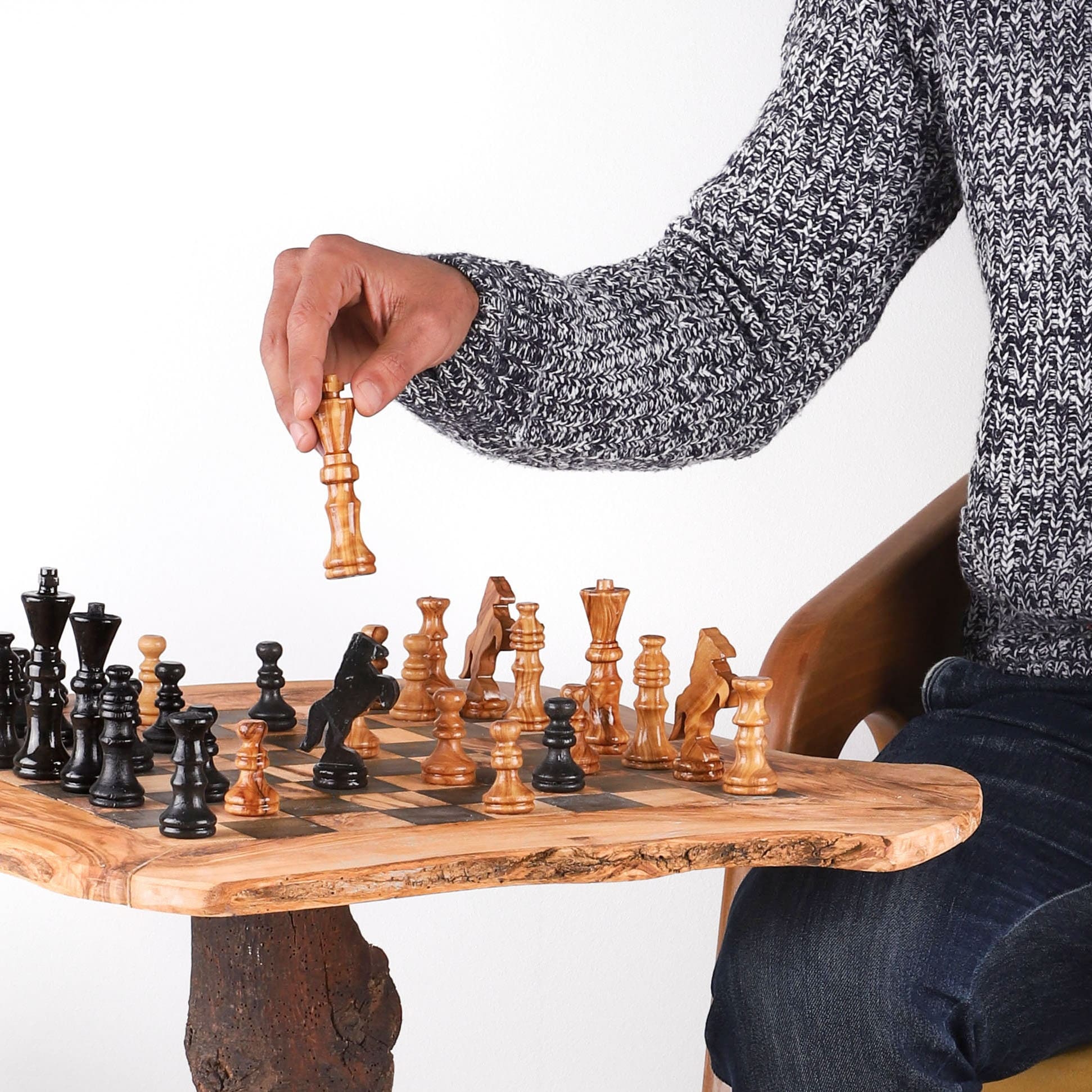 Luxury Wood Chess Table with Wooden Chess Pieces - Artisraw