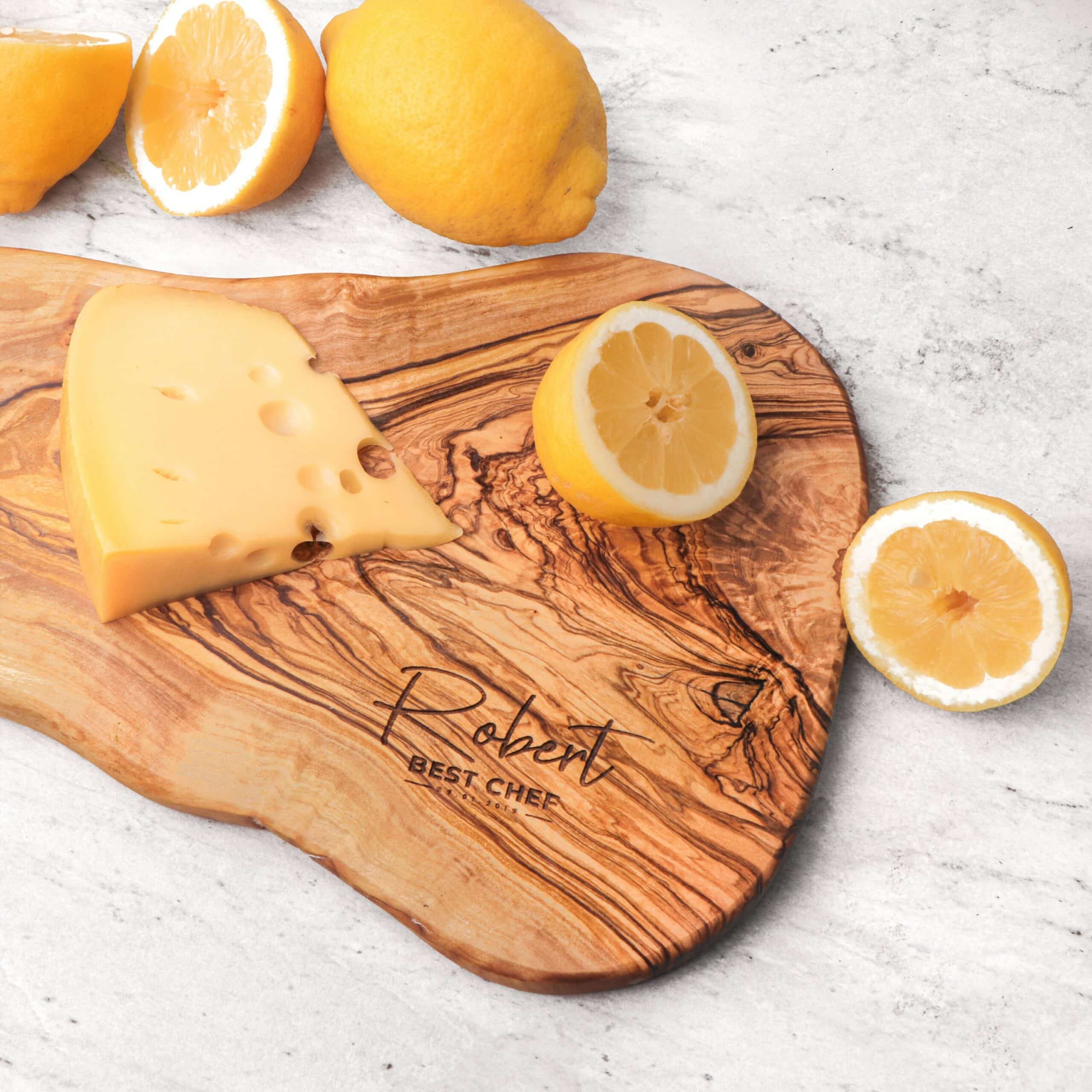 Personalized Wooden Cheese Board - Artisraw