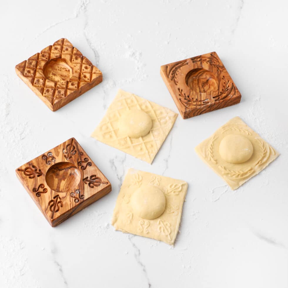 Handmade Wooden Ravioli Mold - Artisraw