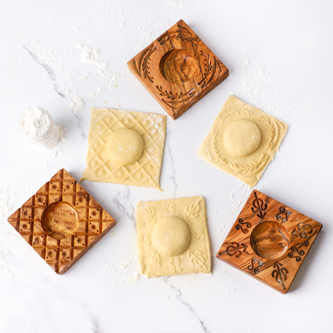 Handmade Wooden Ravioli Mold - Artisraw